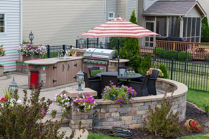 Safety Tips for Using an Outdoor Kitchen - Grillio