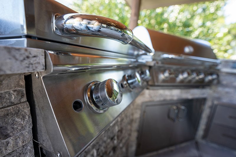 Safety Tips for Using an Outdoor Kitchen - Grillio