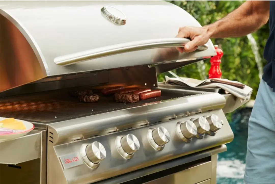 Napoleon vs Blaze Grills: Complete Brand Comparison