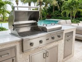 Coyote 50" Half Gas Grill & Half Griddle Combo with Lid | Ultimate ...